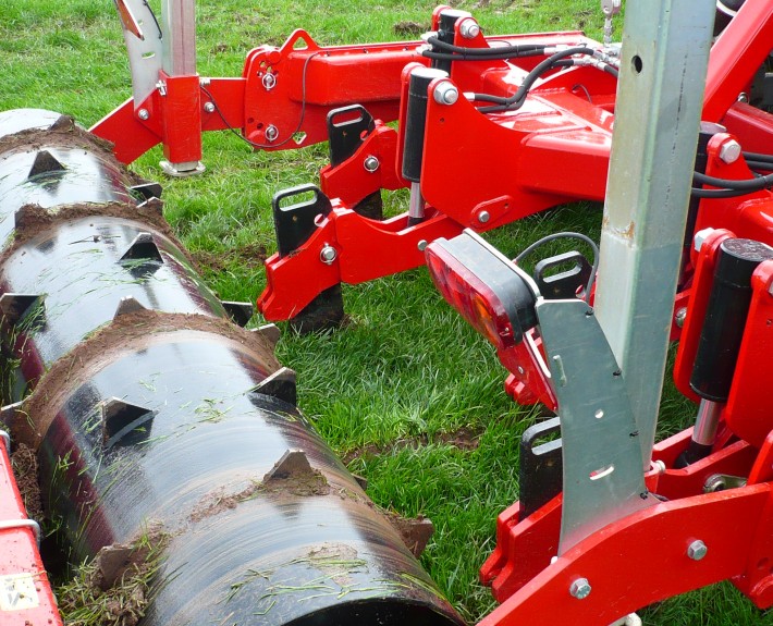 Old Hall Field Sumo Subsoiler Demonstration - Reaseheath College