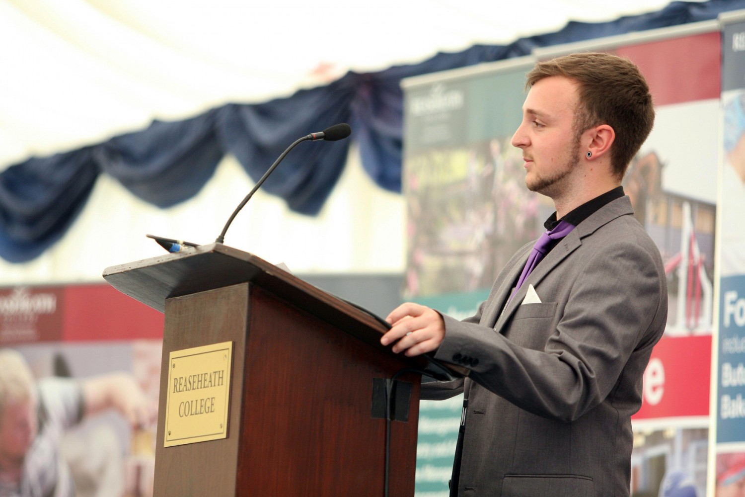 STUDENT PRESIDENT Rob Sparkes 1 - Reaseheath College