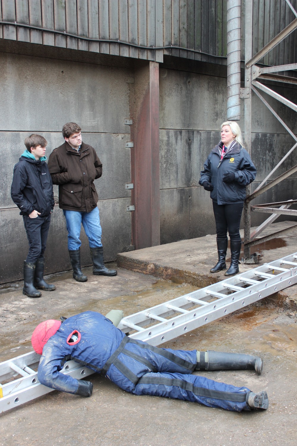 Students get real-life training on avoiding farming accidents - Reaseheath College
