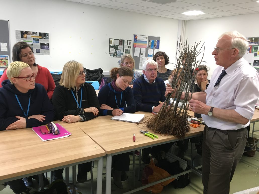 Harry Delaney explains grafting to RHS Level3 practical group - Reaseheath College