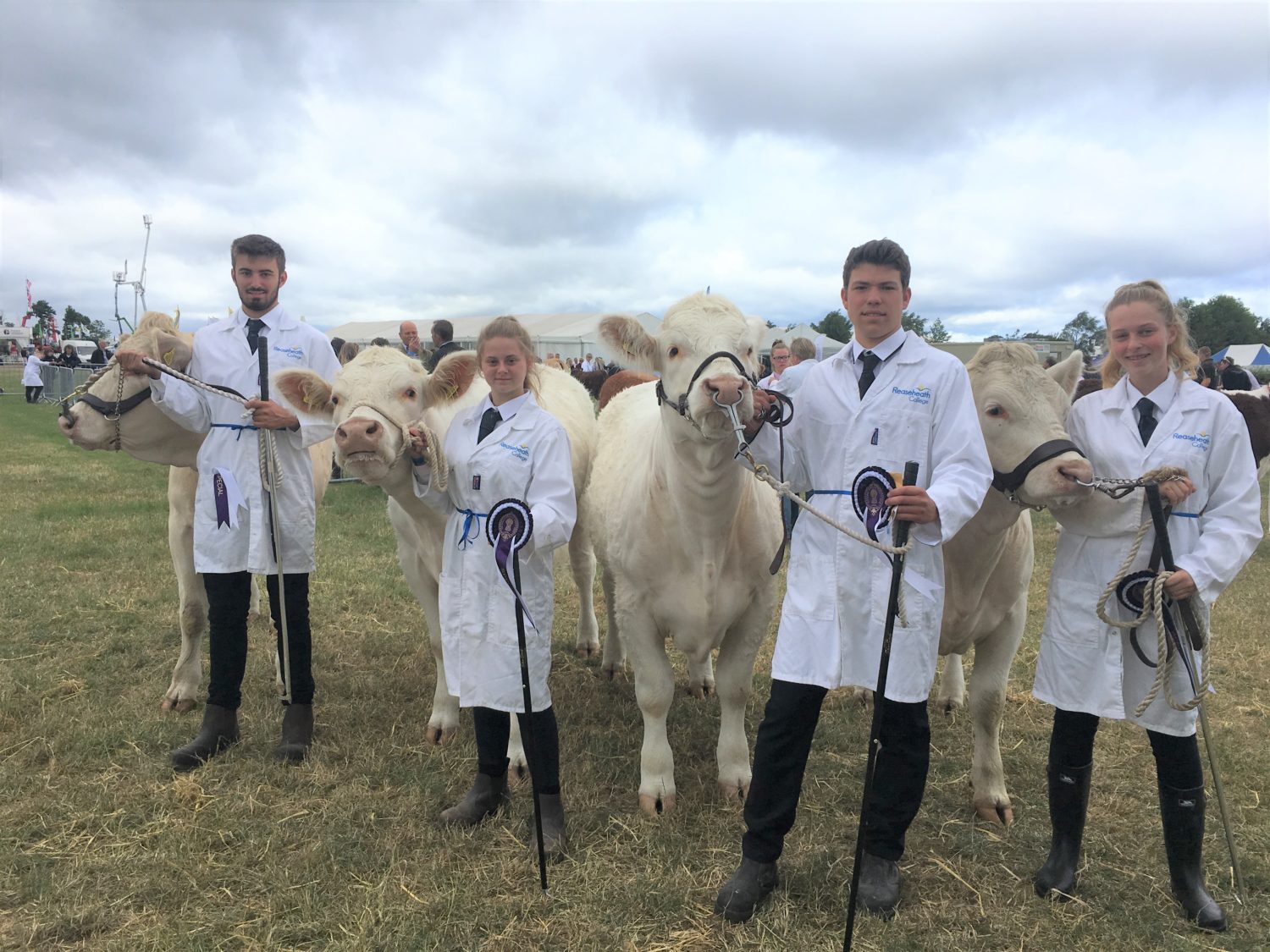 Young handlers Robbie Nilsen, Elle Powell, Will Morgan, Francesa Yewdell - Reaseheath College