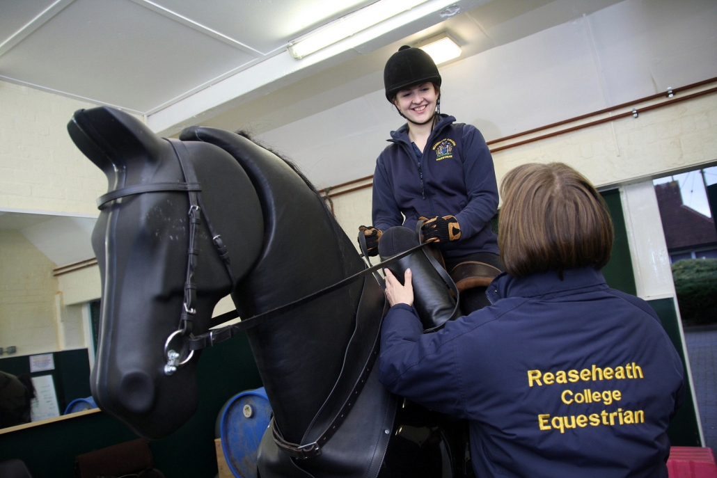 Equine-degrees-mechanical-horse - Reaseheath College
