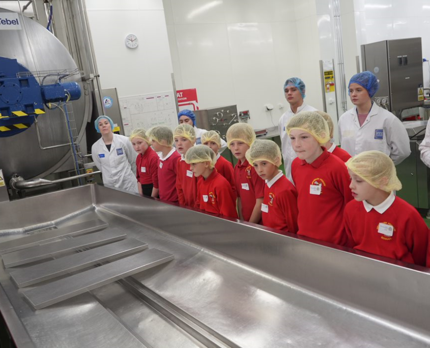 Reaseheath College provides ‘field to fork’ experience for local school pupils - Reaseheath College