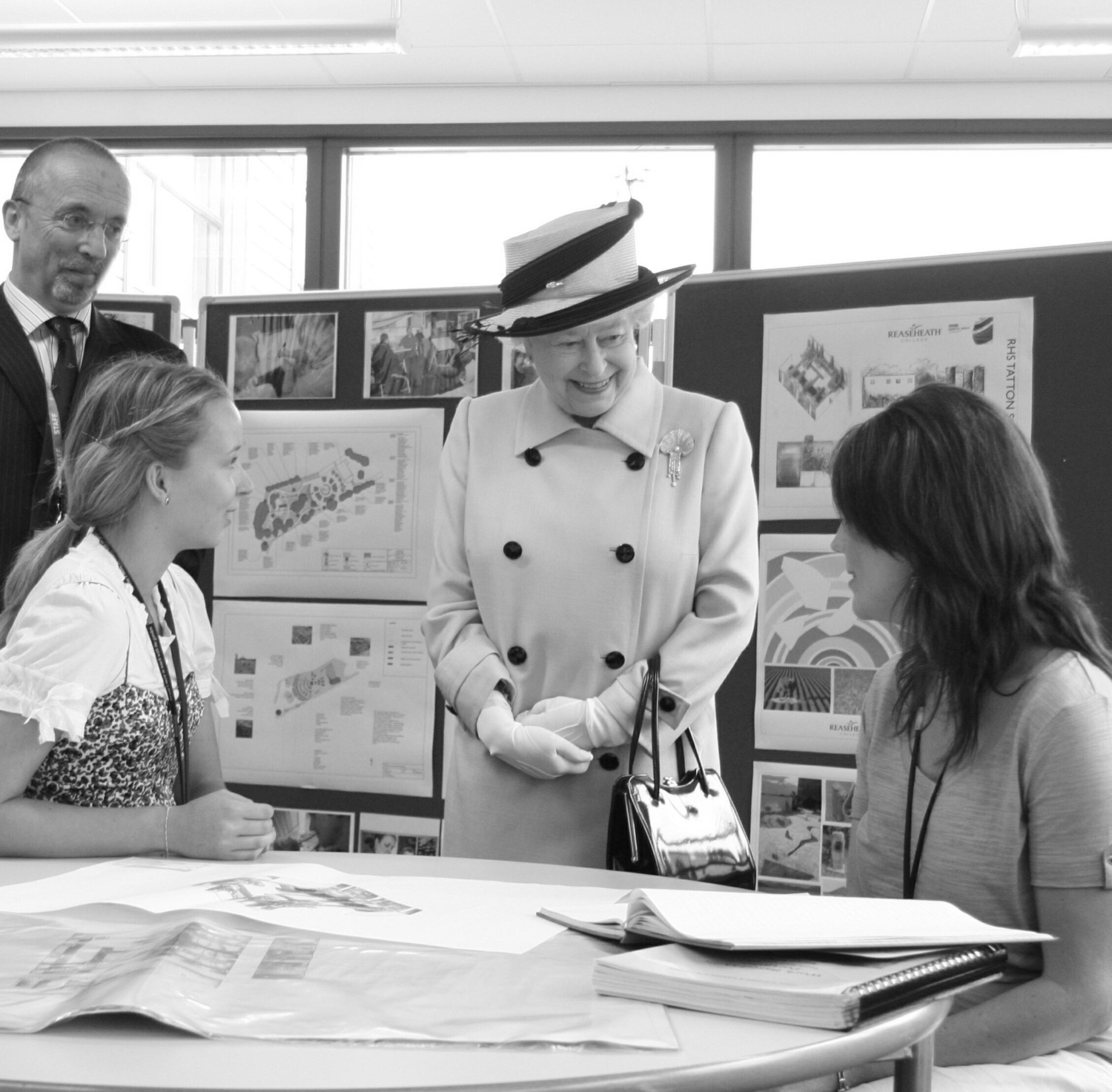 queen-3 - Reaseheath College