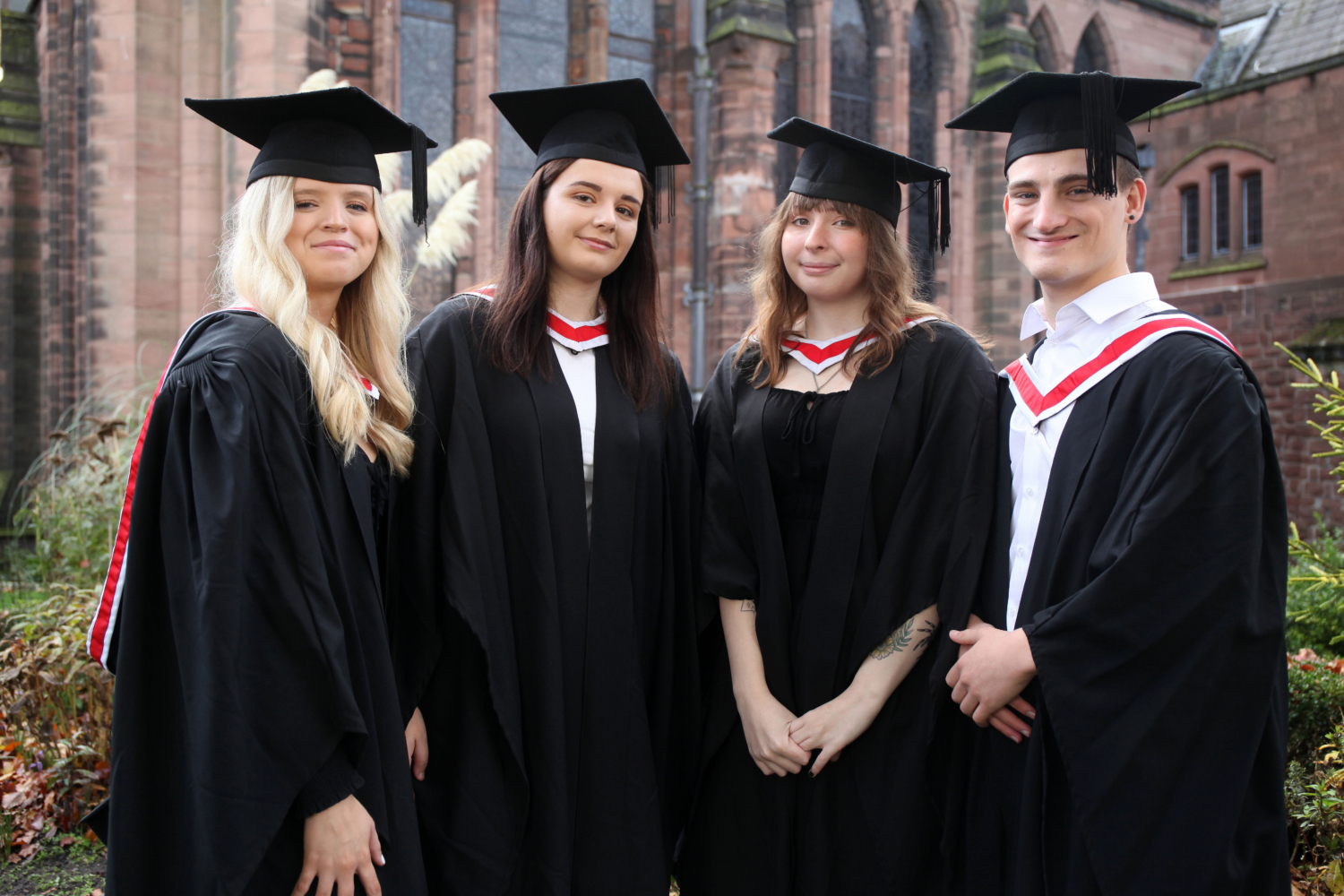 Foundation Degree in Zoo Management Jess Hodge, Isabelle Barnard, Hannah Maudsley, Callum Martin ...