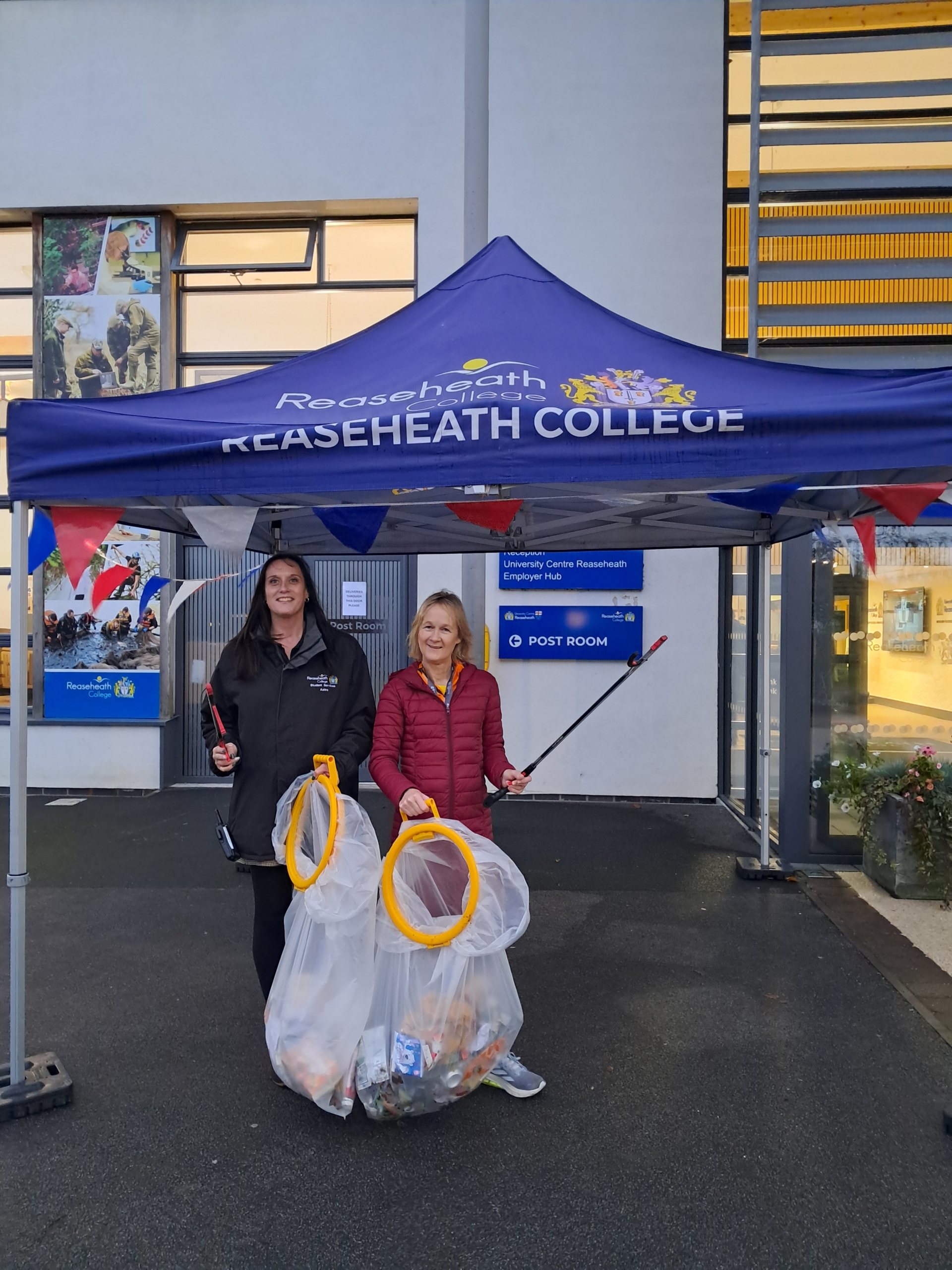Litter pick - Reaseheath College